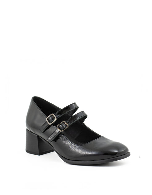 David Tyler – Shoe La La Nelson BC